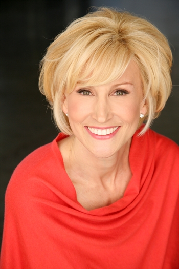 Deborah Boland -- Image Consultant -- Over 40 Style Expert - Experts